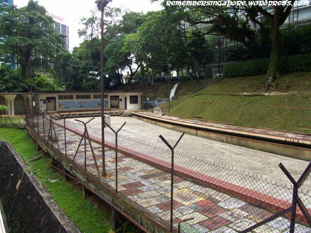 Yan Kit Swimming Complex | Remember Singapore