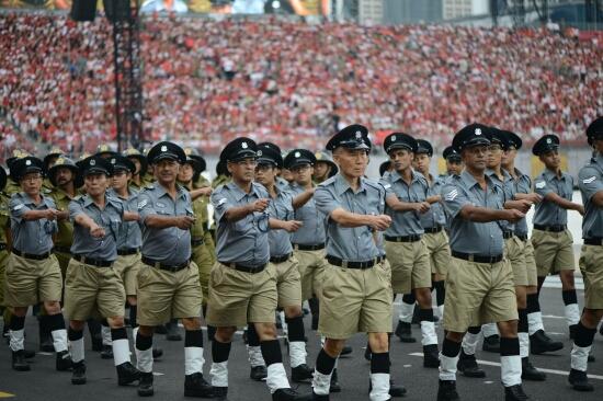 sg50 ndp parade vintage police uniform 2015 | Remember Singapore