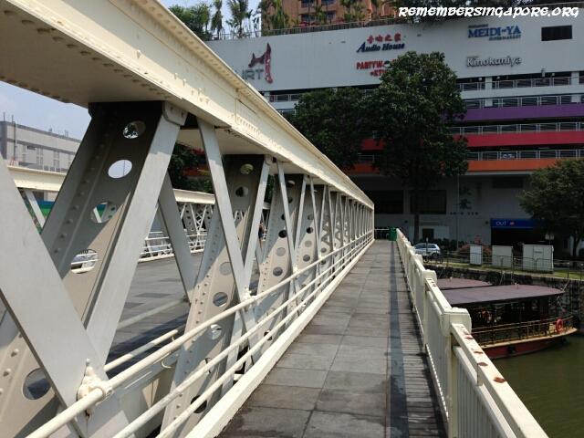 The Heritage Bridges – Singapore River’s Grand Old Dames | Remember ...